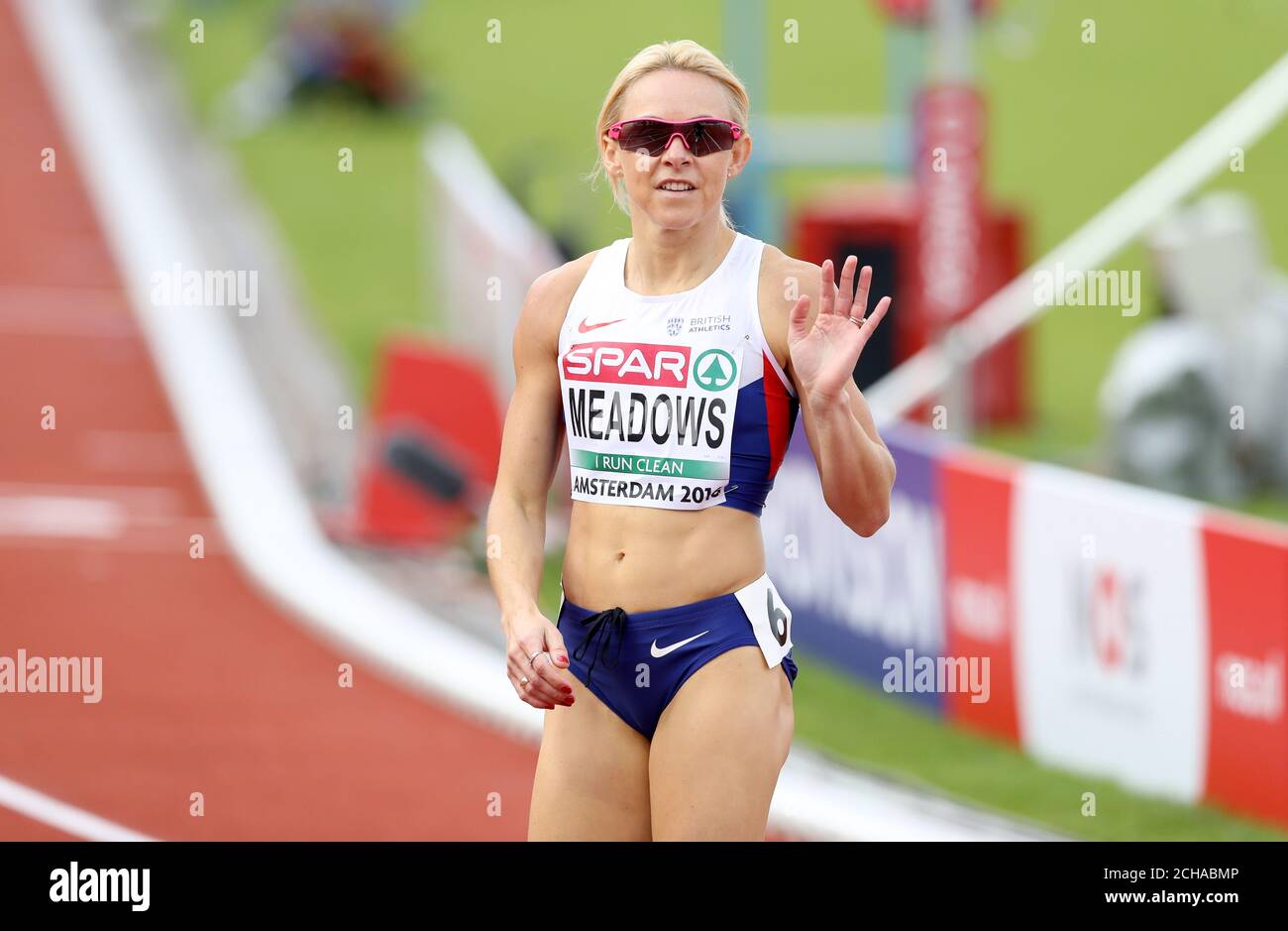 Great Britain's Jenny Meadows waves after qualifying for the Women's ...