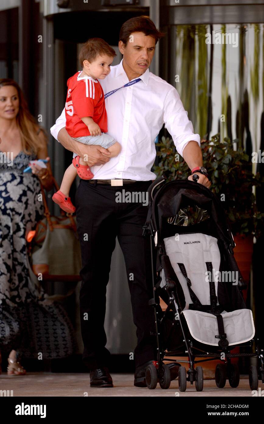 Wales manager Chris Coleman with his son Finley and wife Charlotte ...