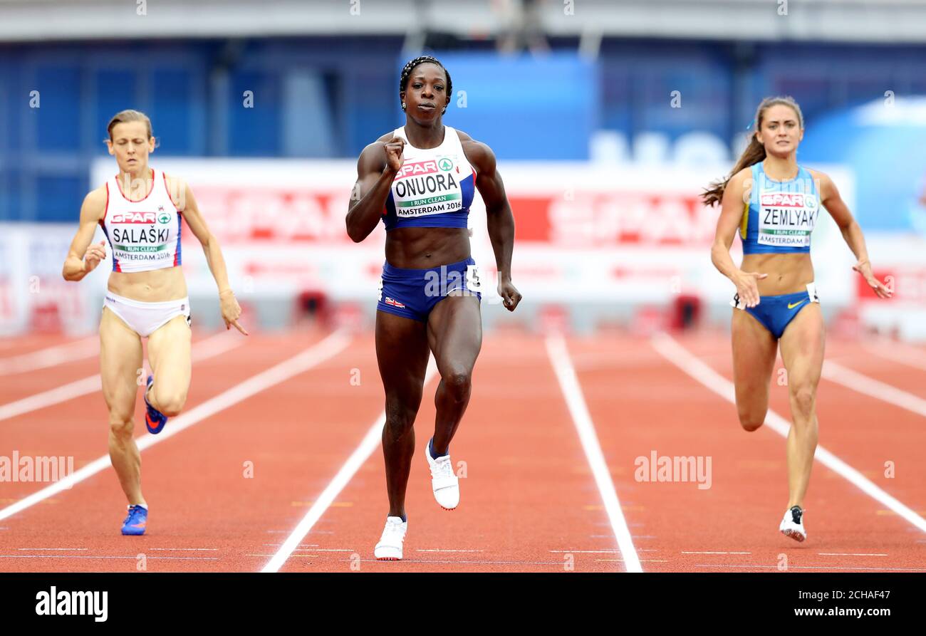 Wins heat 2 womens 400m semi final hi-res stock photography and images ...
