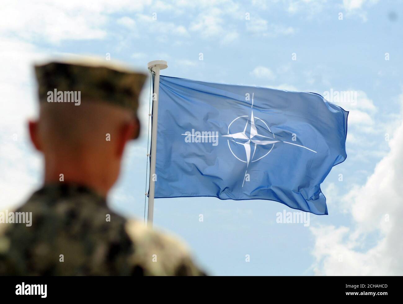 Kfor 11 hi-res stock photography and images - Alamy