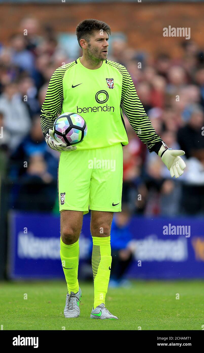 Scott Flinders, York city goalkeeper Stock Photo - Alamy