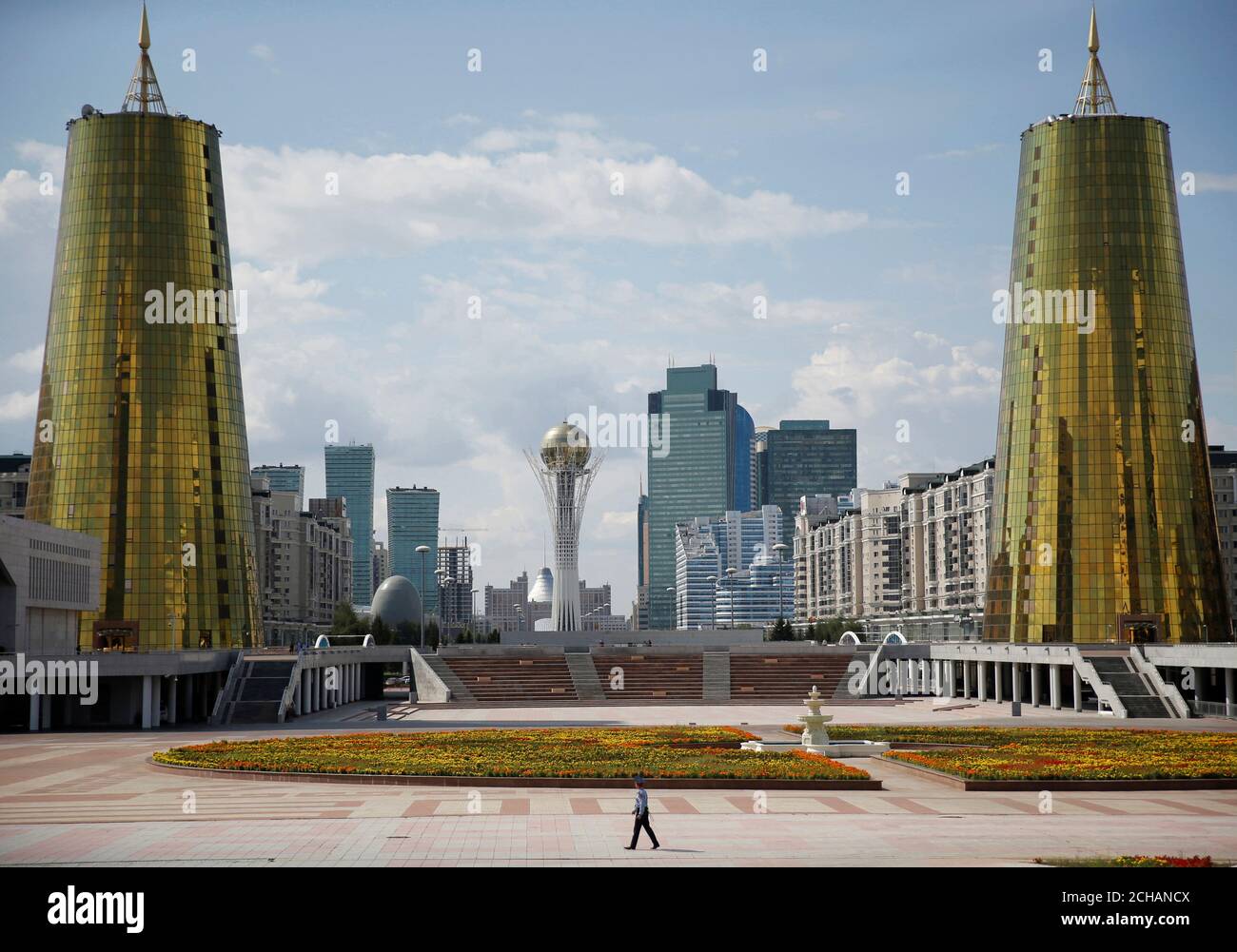 Baiterek monument hi-res stock photography and images - Alamy
