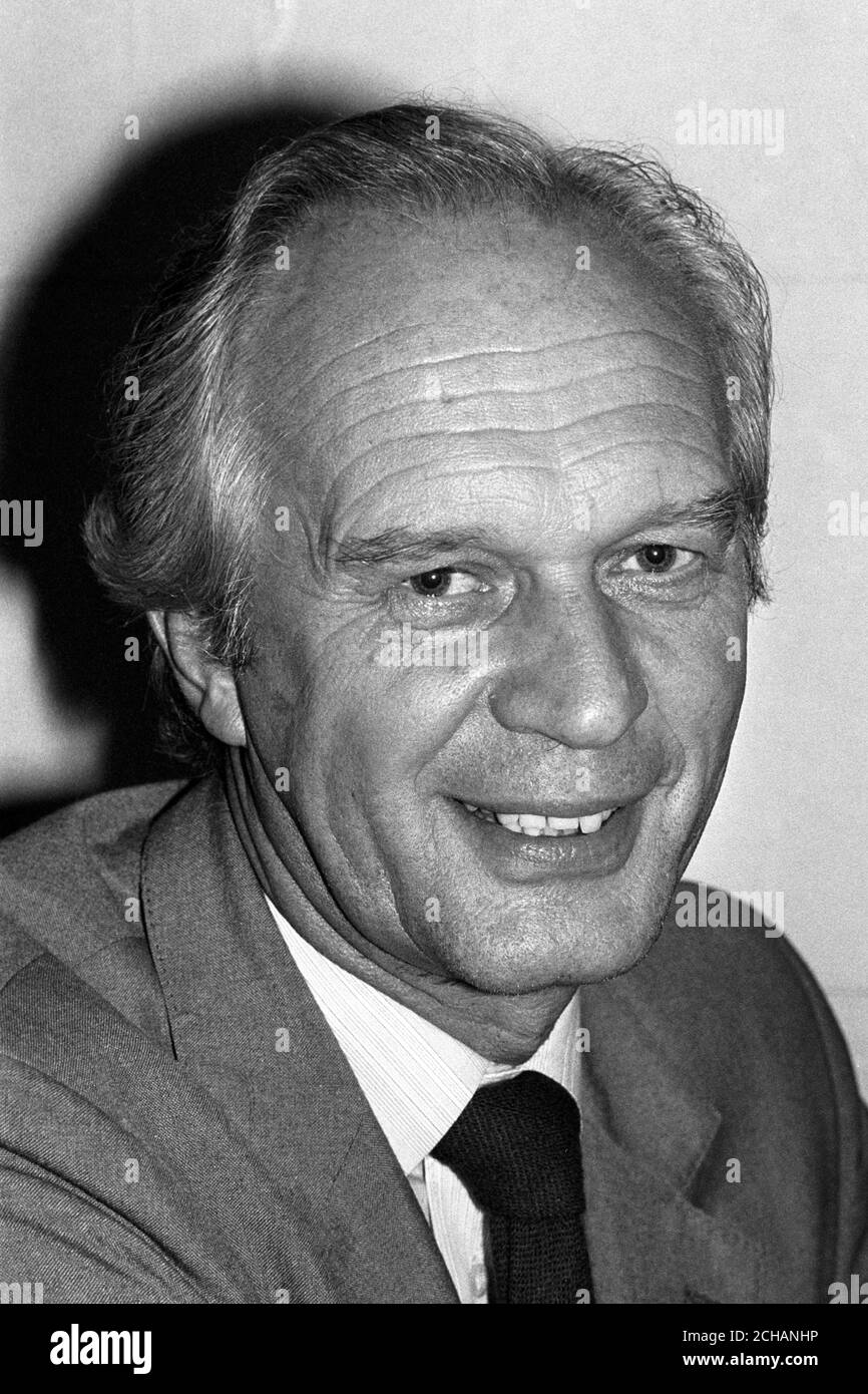 Ron bell hi-res stock photography and images - Alamy