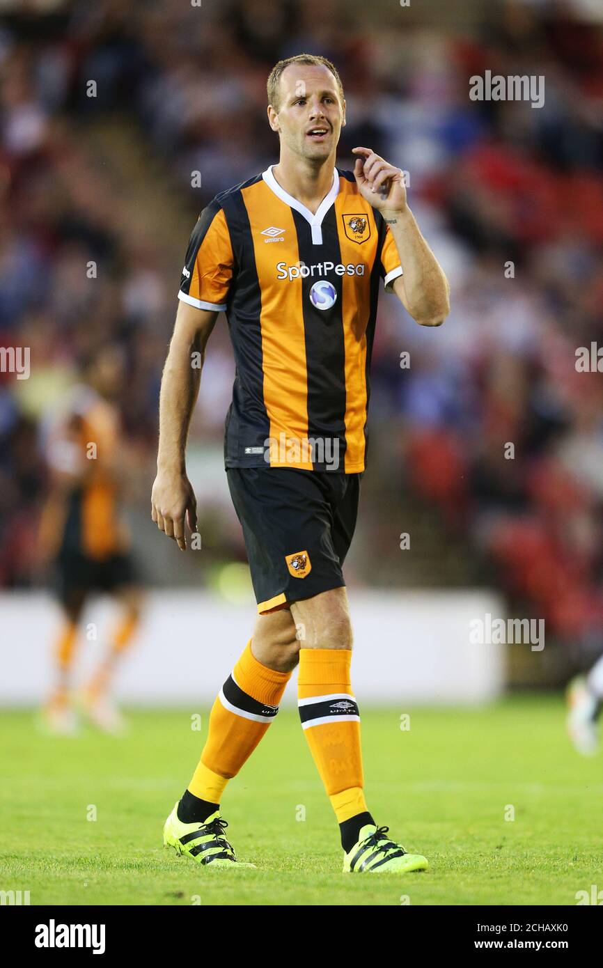 Hull City's David Meyler Stock Photo - Alamy