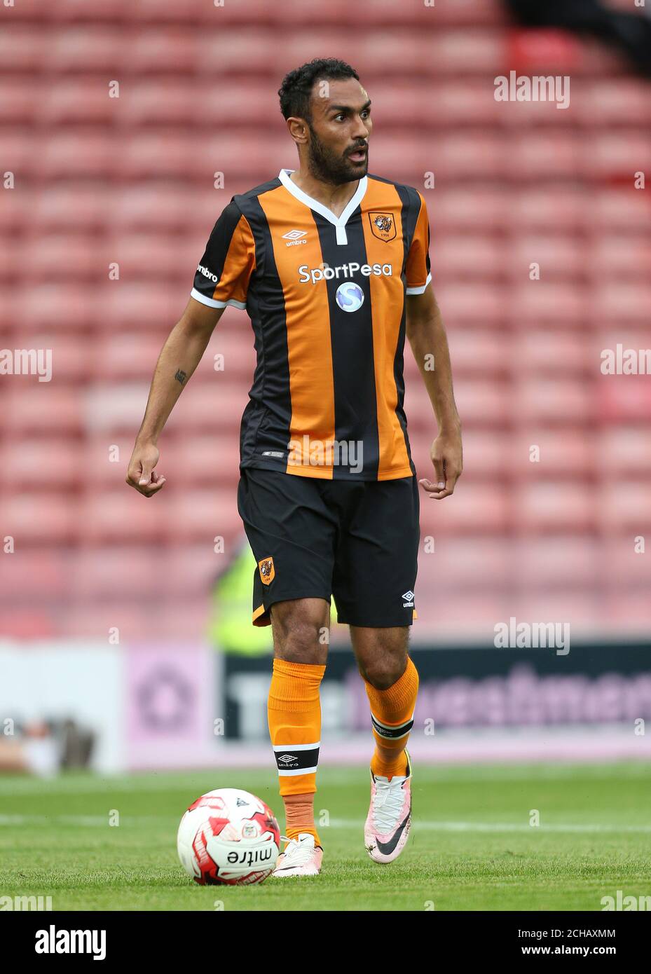 Hull City's Ahmen Elmohamady Stock Photo - Alamy