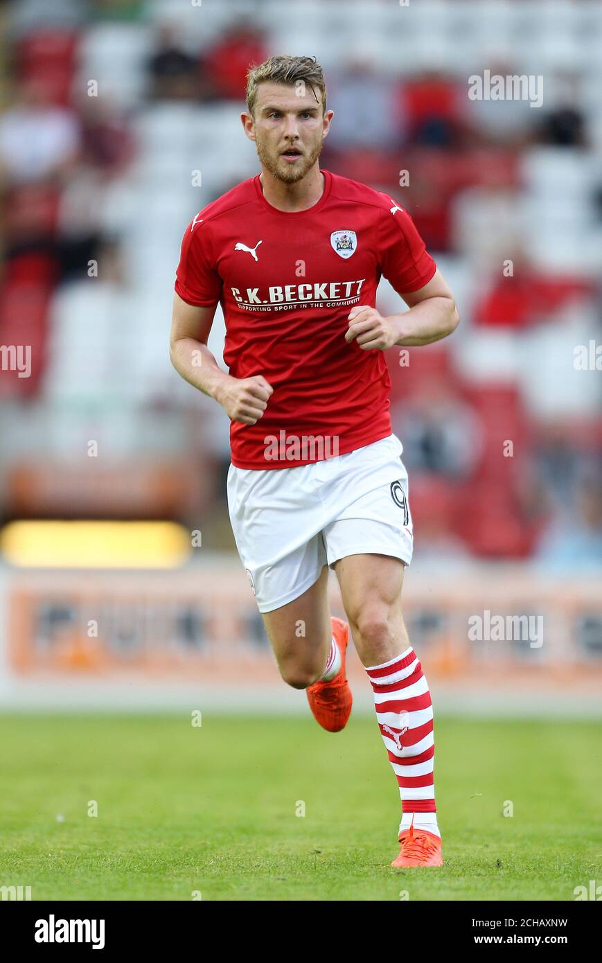 Barnsley's Sam Winnall Stock Photo - Alamy