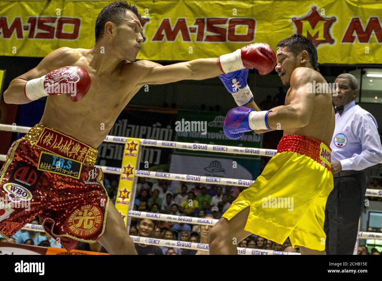 Hit punches hi-res stock photography and images - Alamy