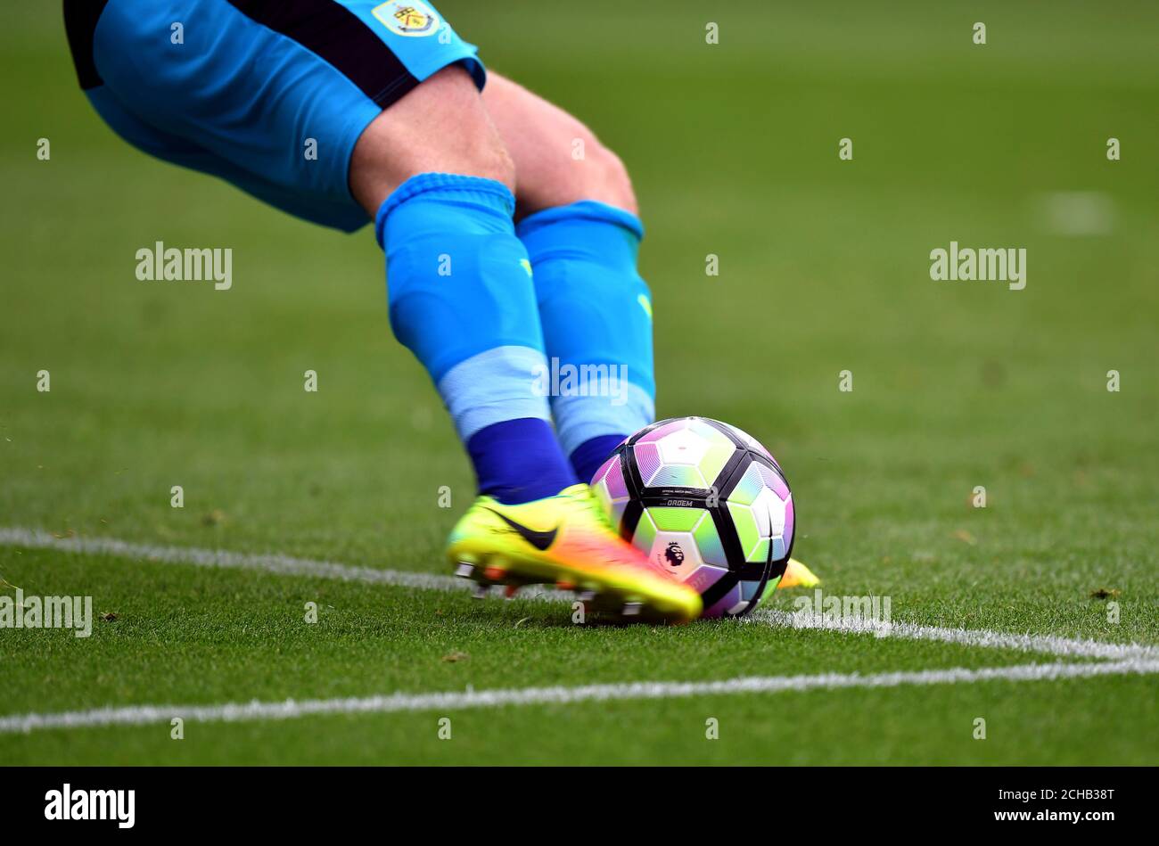 Premier league logo ball goal hi-res stock photography and images - Alamy