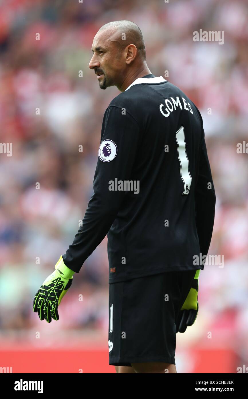Watford goalkeeper Heurelho Gomes Stock Photo - Alamy