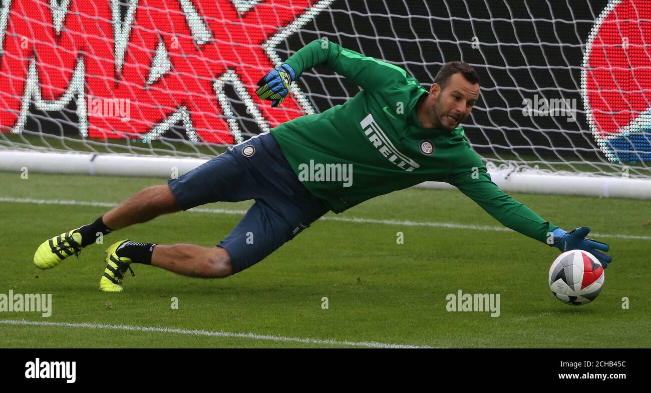 Inter milans goalkeeper samir handanovic hi-res stock photography and ...