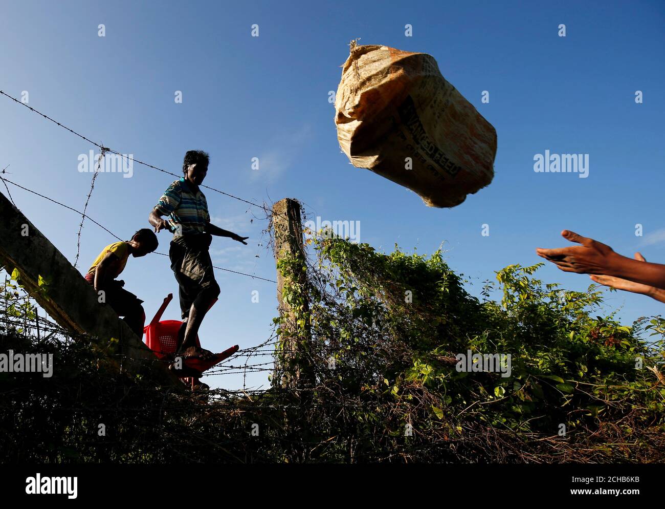 Myanmar Border Fence High Resolution Stock Photography and Images - Alamy