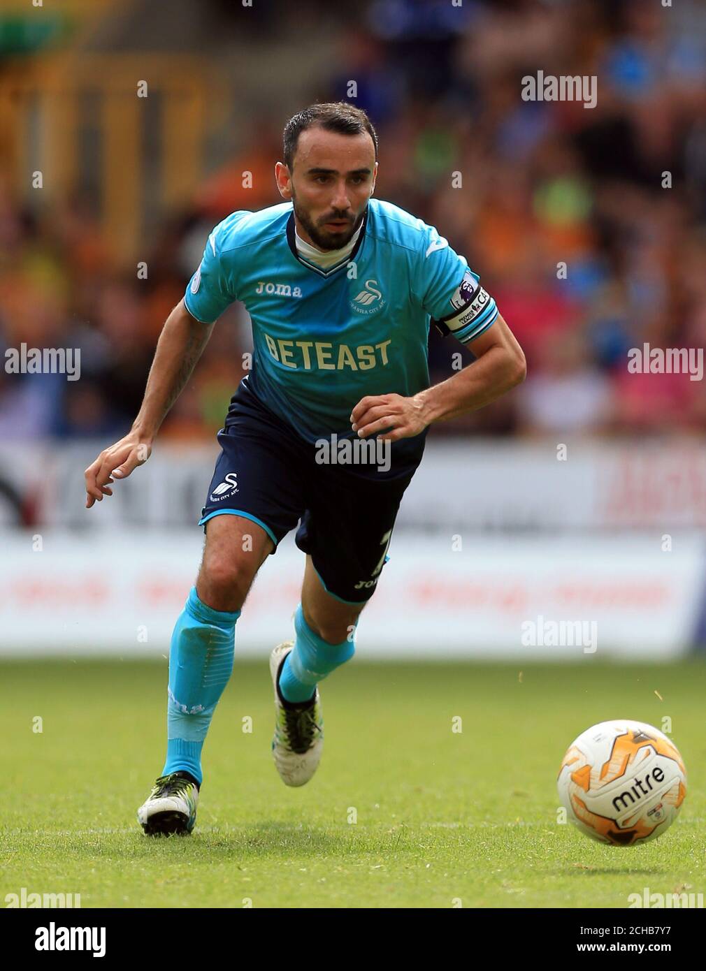 Swansea citys leon britton hi-res stock photography and images - Alamy