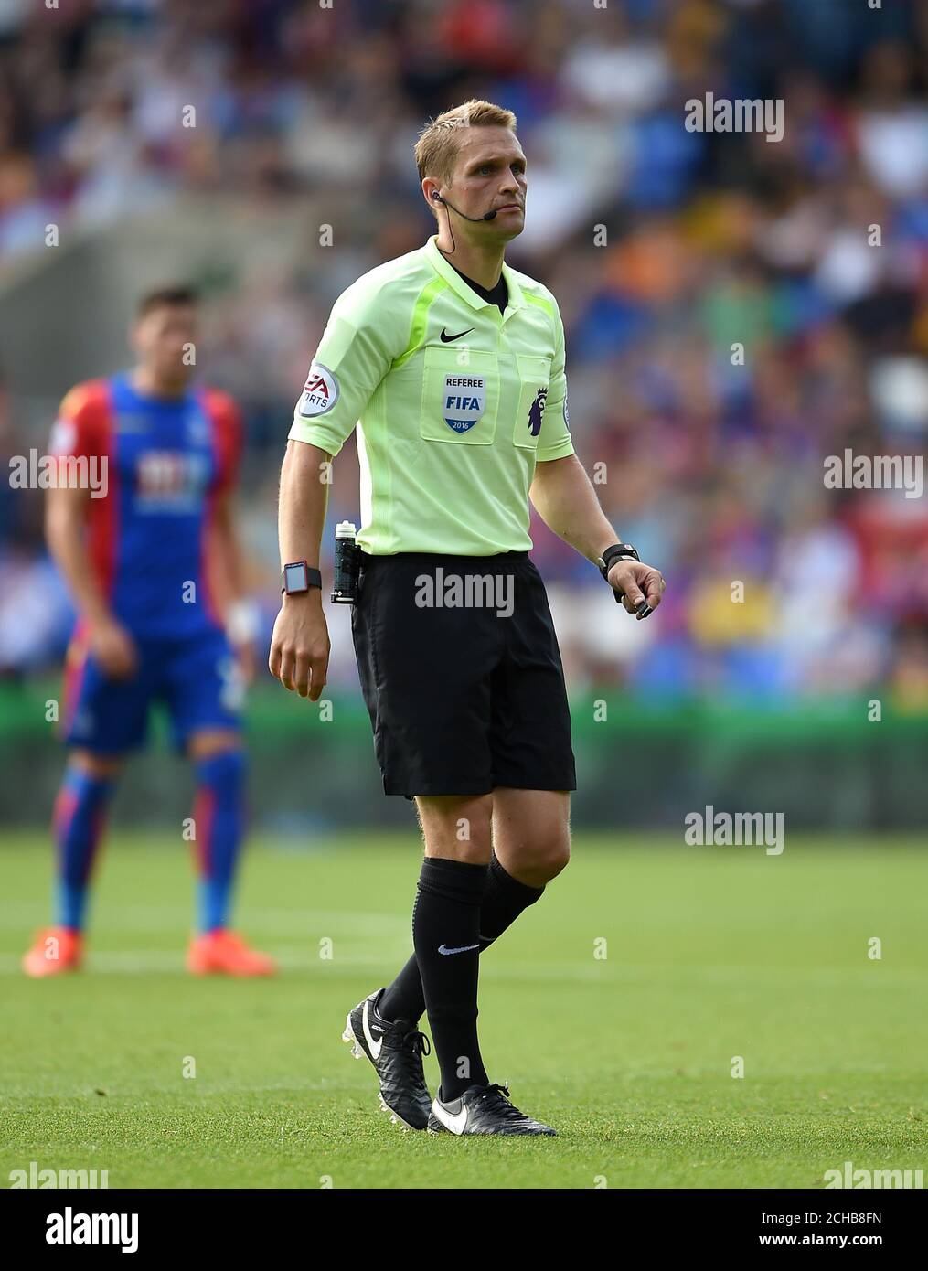 Craig Pawson, referee Stock Photo - Alamy