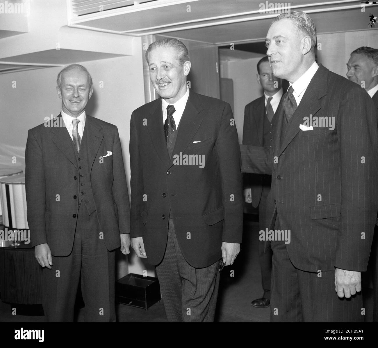 Harry lindley huddersfield examiner hi-res stock photography and images ...