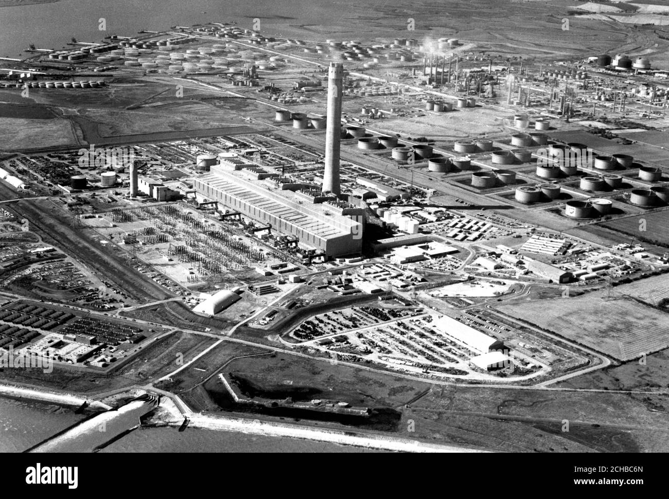 Station building work Black and White Stock Photos & Images - Alamy