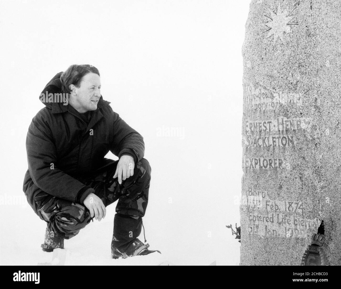 Sir ernest shackleton grave Black and White Stock Photos & Images - Alamy