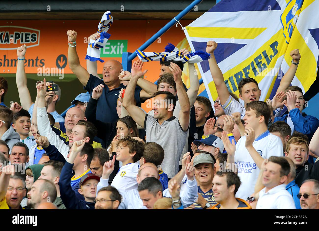 Leeds united fans stands hi-res stock photography and images - Alamy
