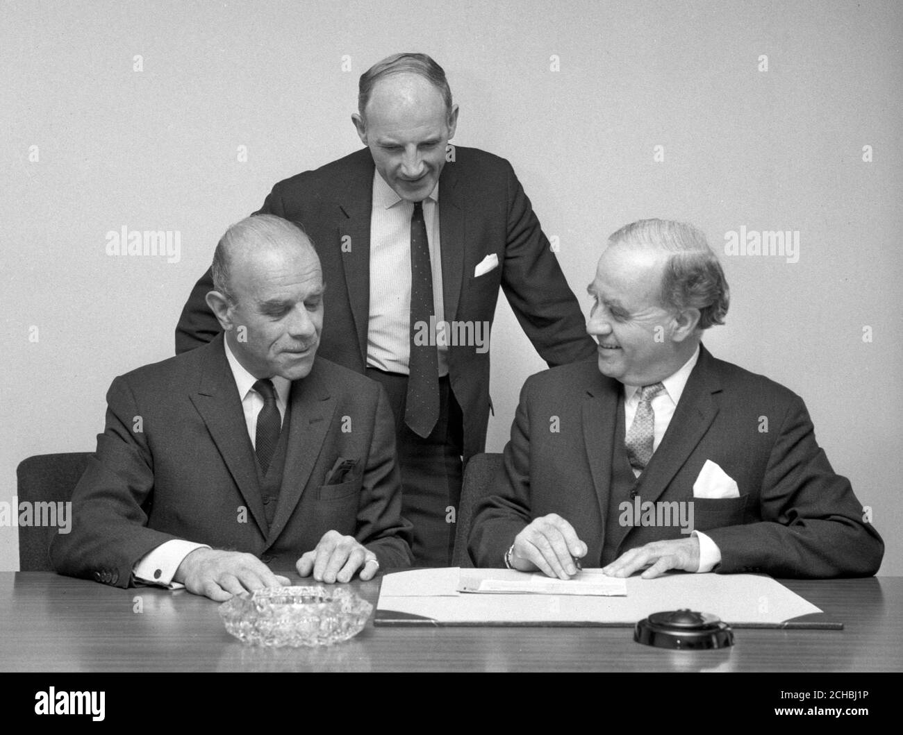 E signing Black and White Stock Photos & Images - Alamy