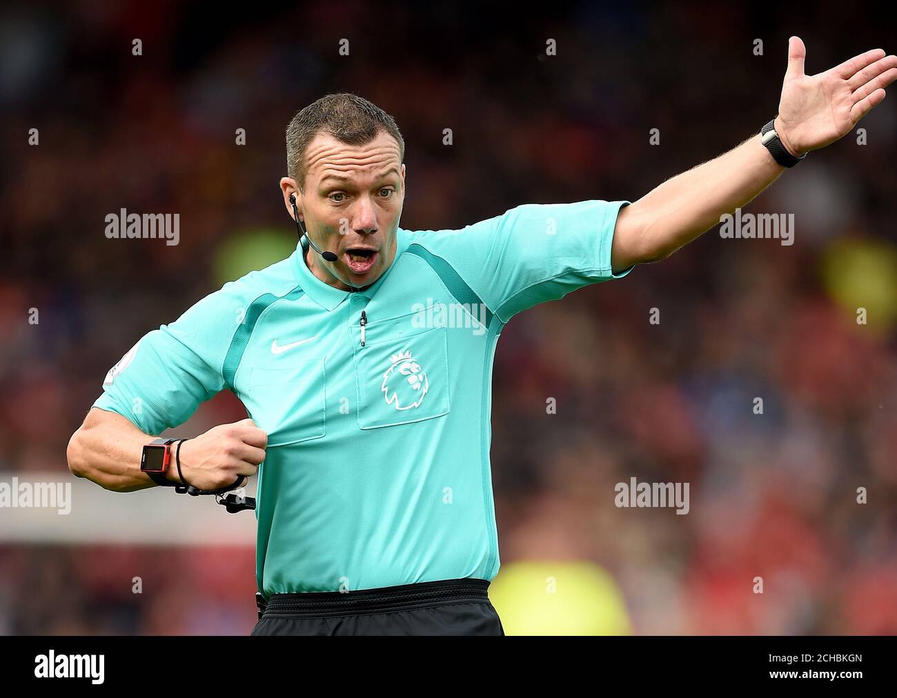 Match referee Kevin Friend Stock Photo - Alamy