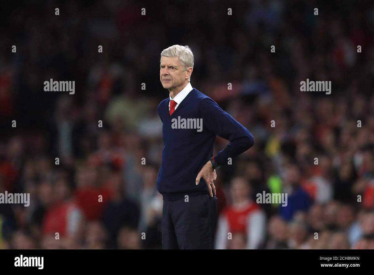 Arsenal soccer manager arsene wenger hi-res stock photography and ...