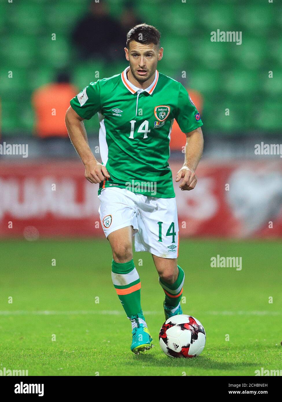 Republic of irelands wes hoolahan hi-res stock photography and images ...