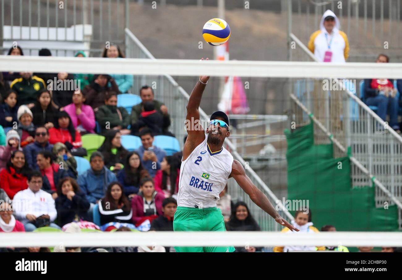 Voleibol playa hi-res stock photography and images - Alamy