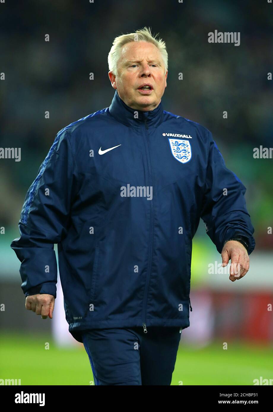 England Assistant Manager Sammy Lee Stock Photo - Alamy