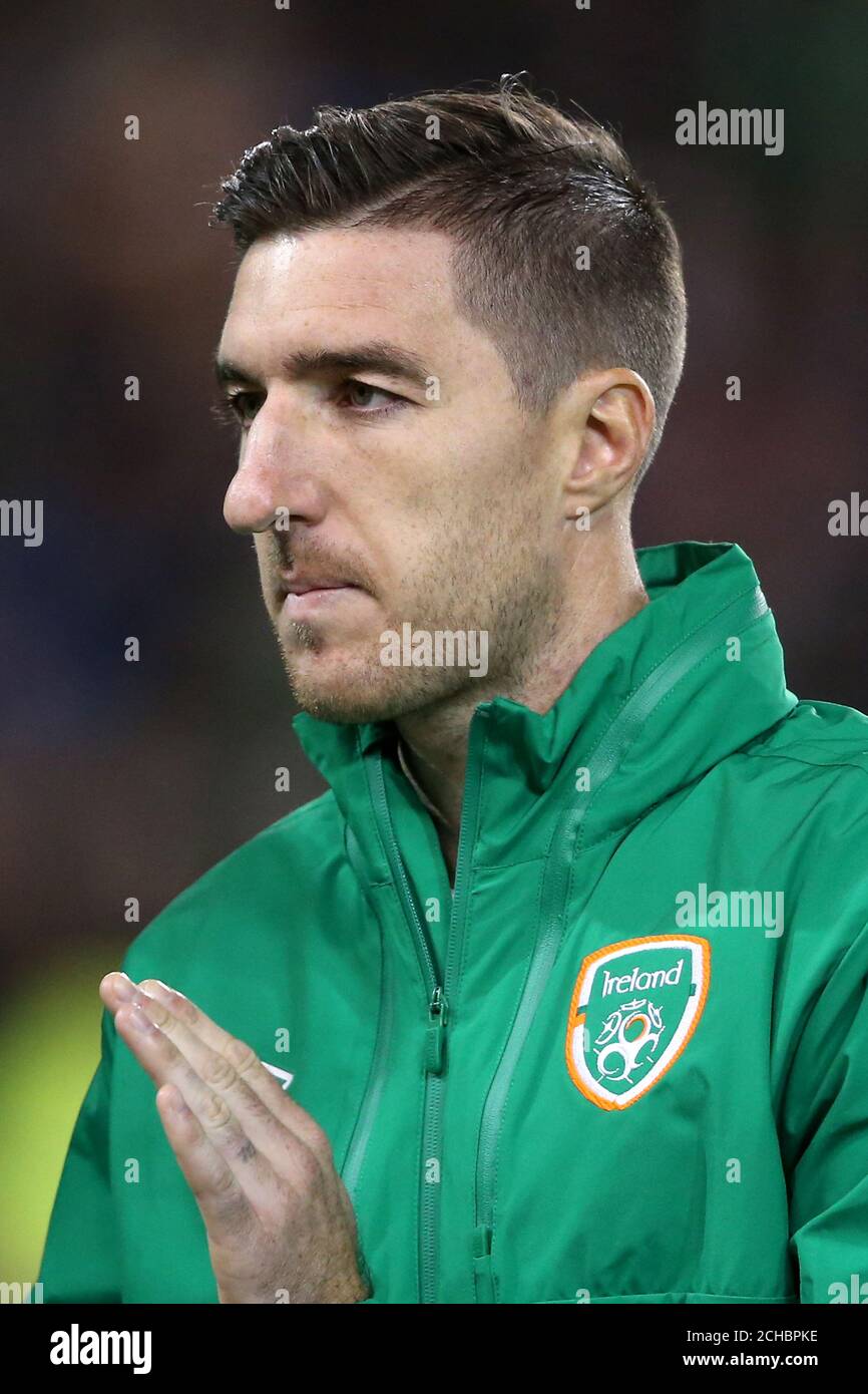 Republic of irelands stephen ward hi-res stock photography and images ...