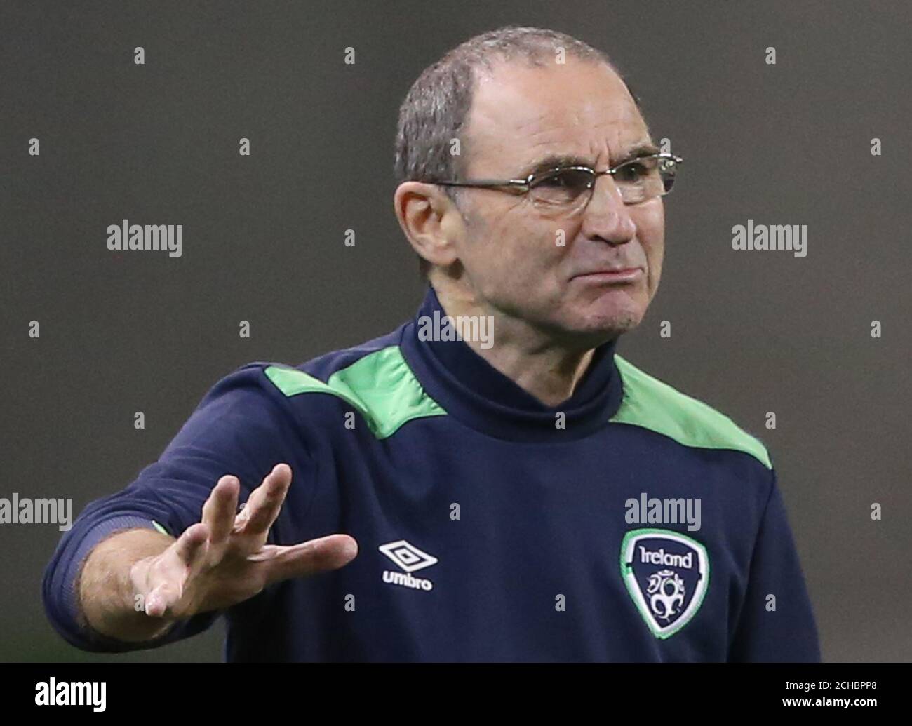 Football top half stock manager headshot hi-res stock photography and ...