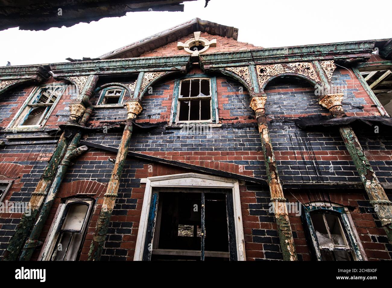 Victorian pillars hi-res stock photography and images - Alamy