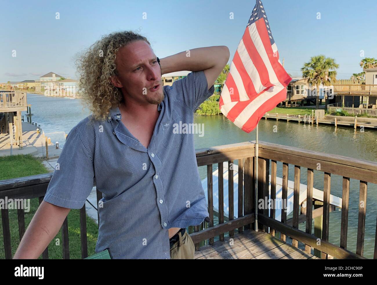 Impromptu interview hi-res stock photography and images - Alamy