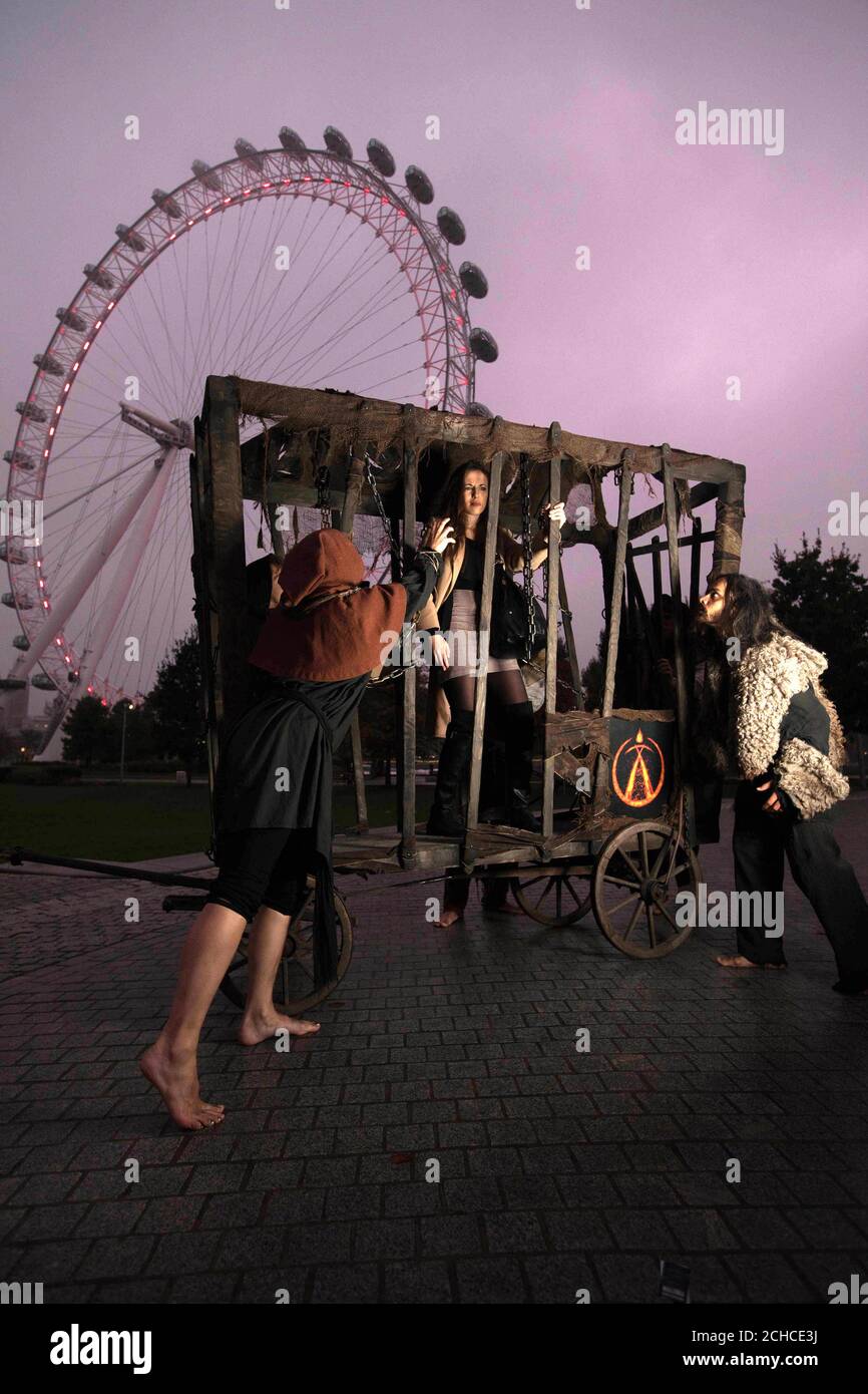 Wicker cage hi-res stock photography and images - Alamy