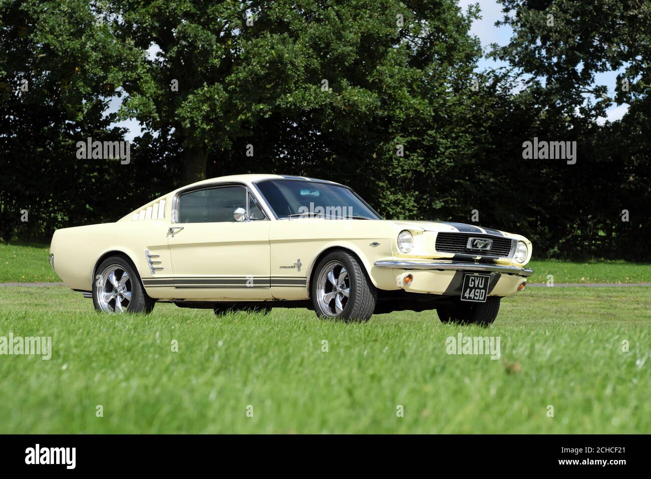 1960s mustang hi-res stock photography and images - Alamy
