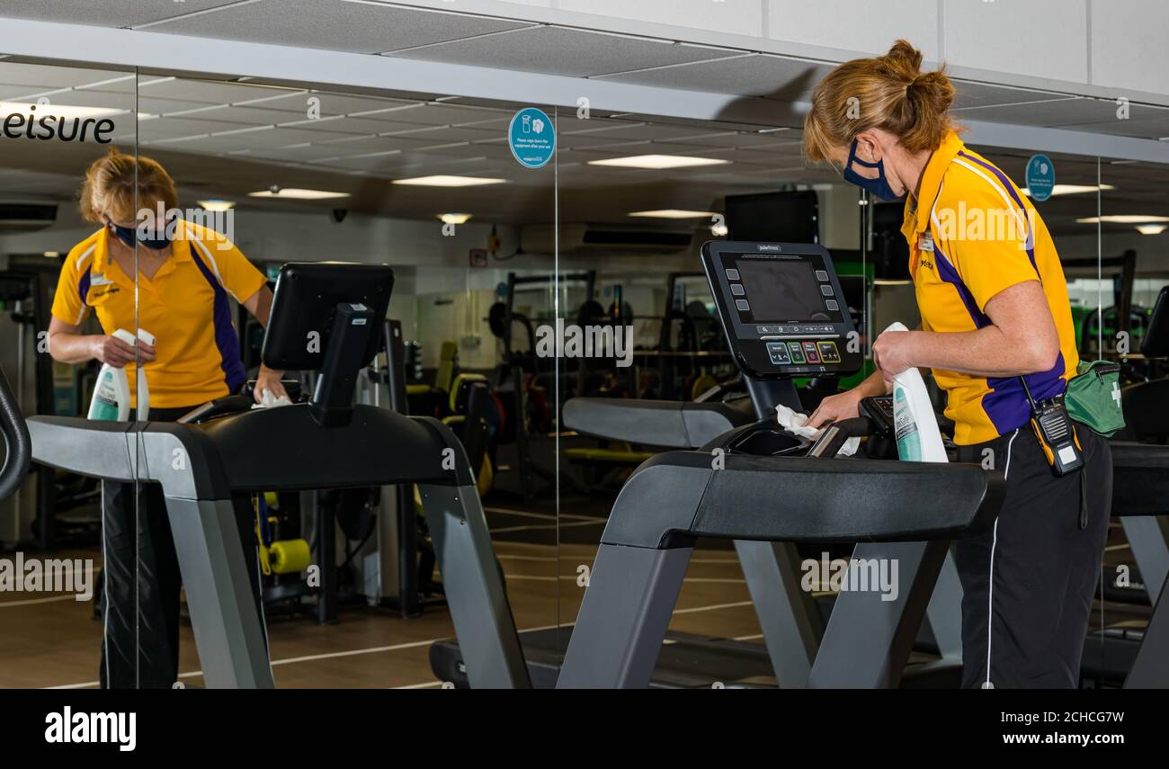 Leisure center staff hi-res stock photography and images - Alamy