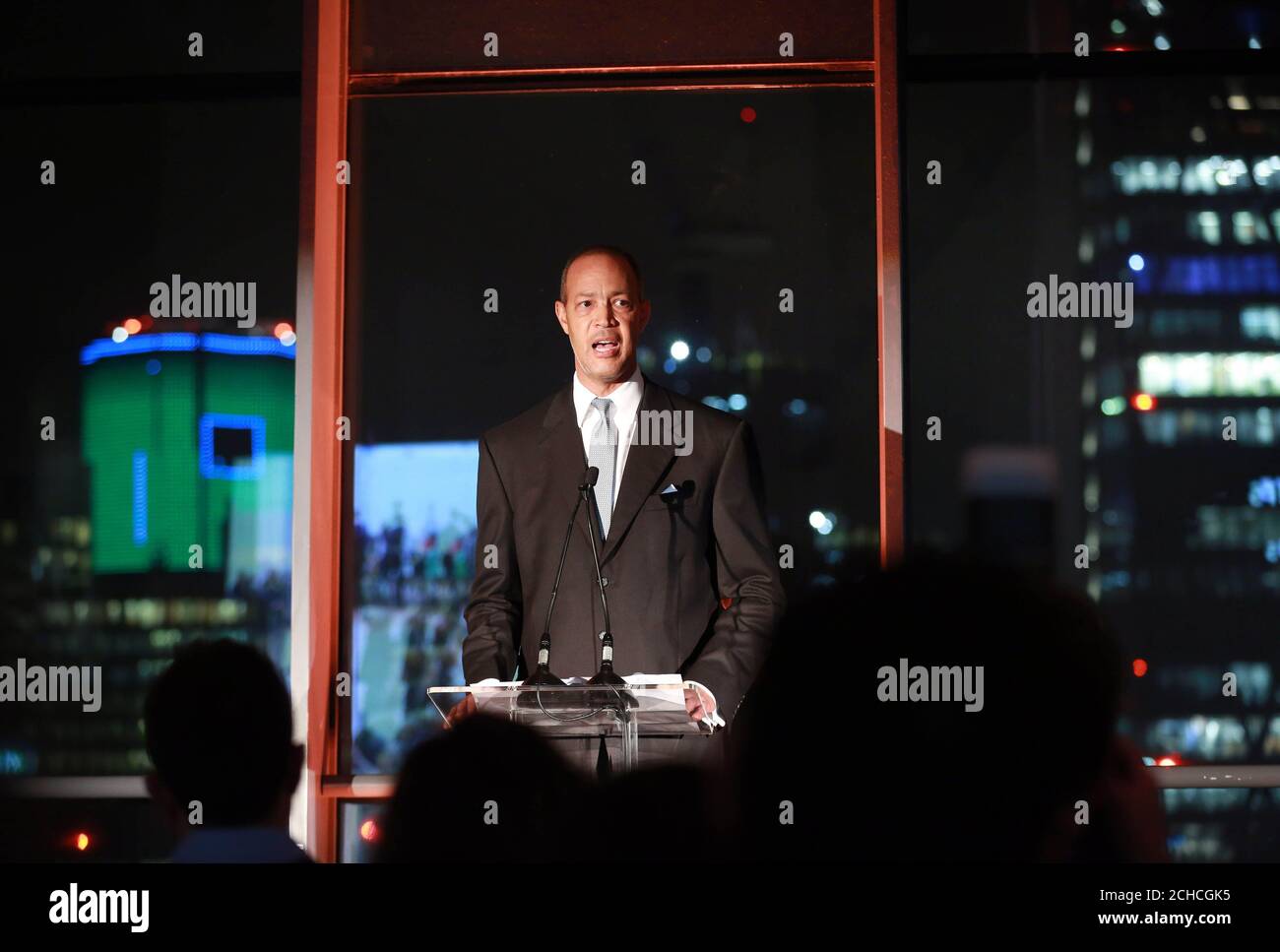 Ric lewis hi-res stock photography and images - Alamy