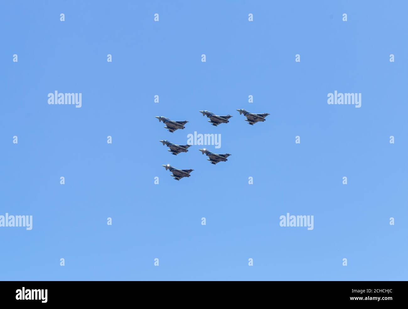 Modern fighter pilot helmet hi-res stock photography and images - Alamy