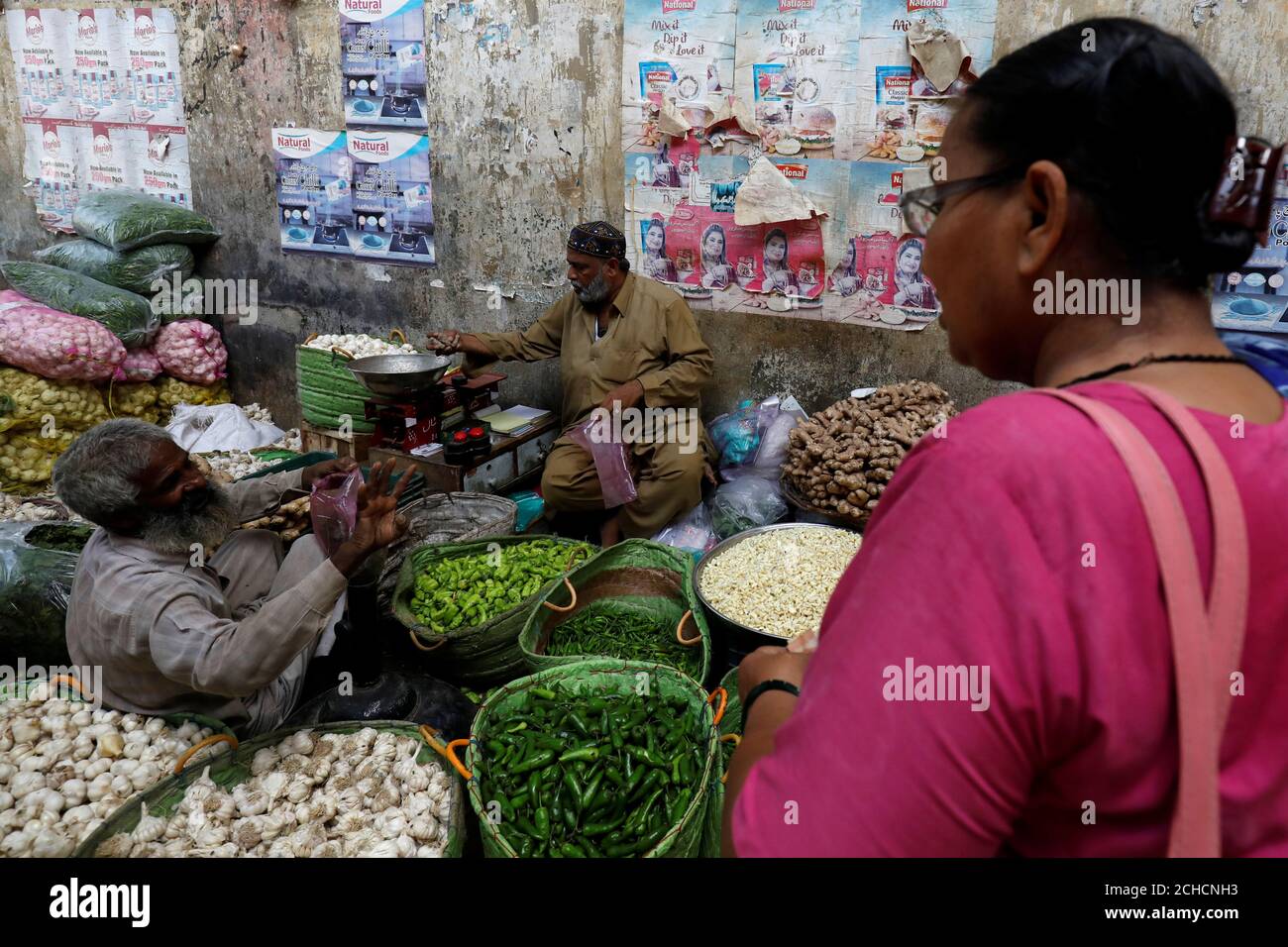 Vegetable Market Stall Pakistan High Resolution Stock Photography and ...