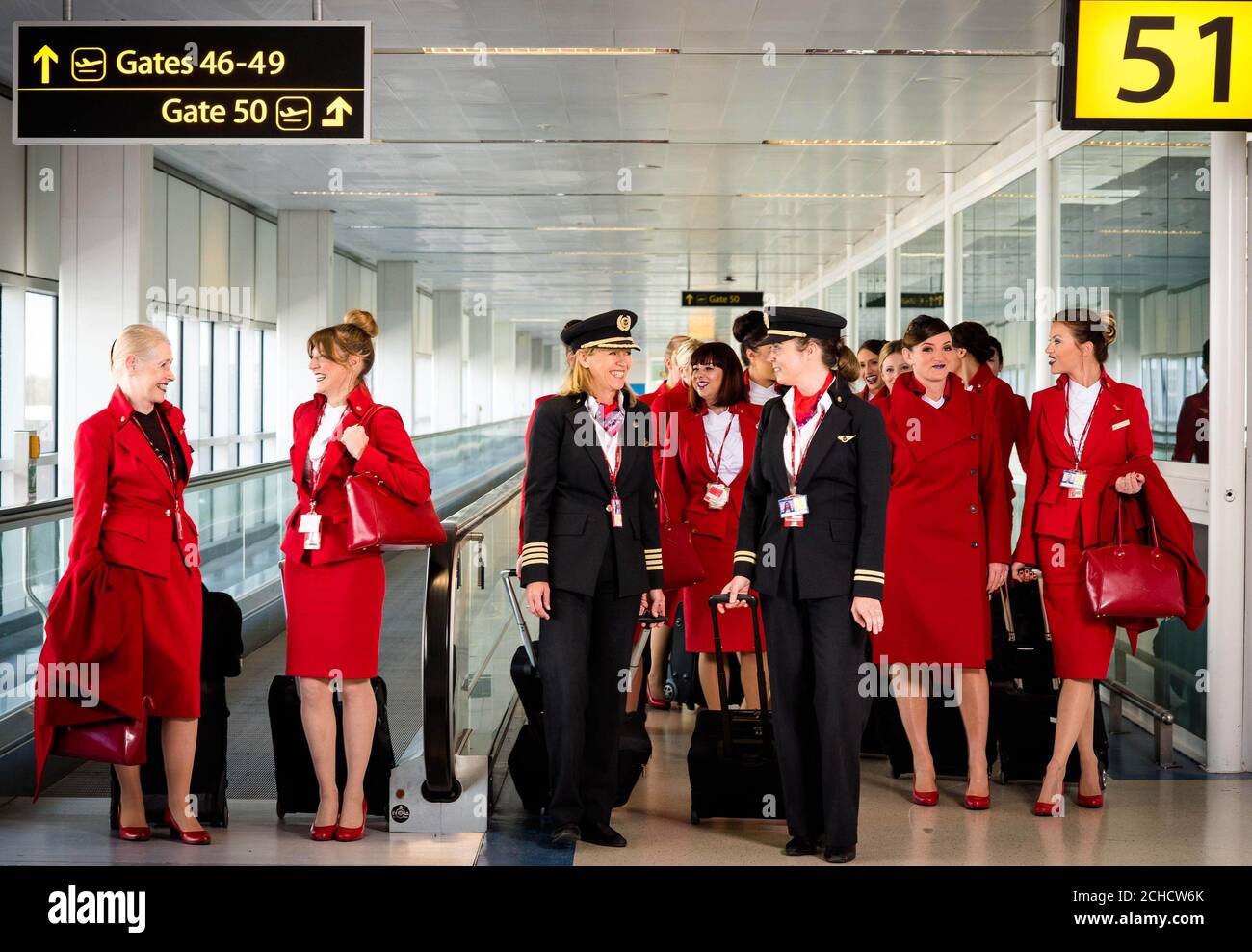 Girls in aviation hi-res stock photography and images - Alamy