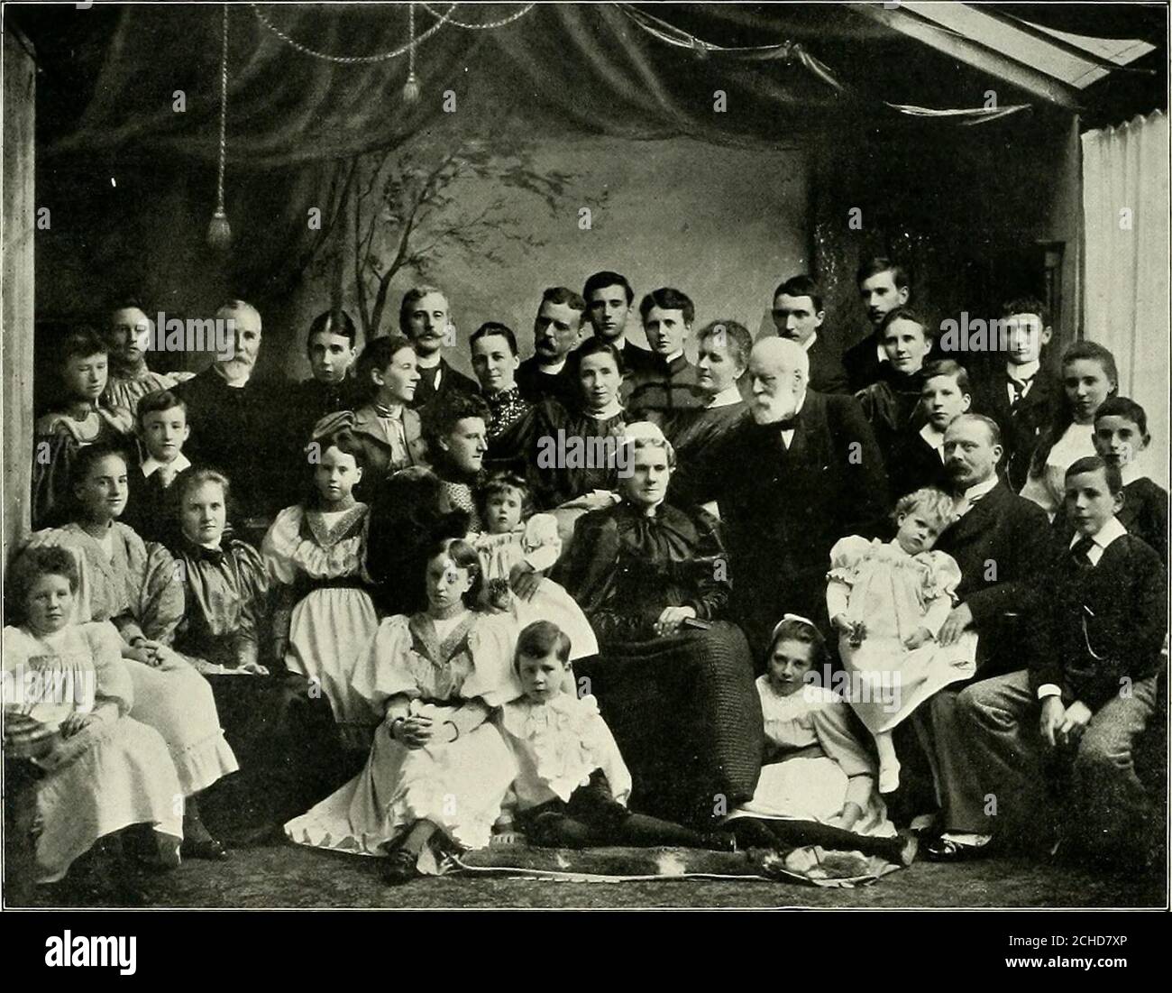 . History of the Carlile family : Paisley branch . lfast Institution ...