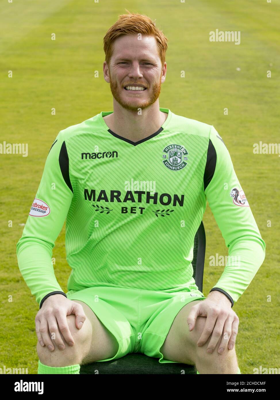 Hibernian goalkeeper Adam Bogdan Stock Photo - Alamy