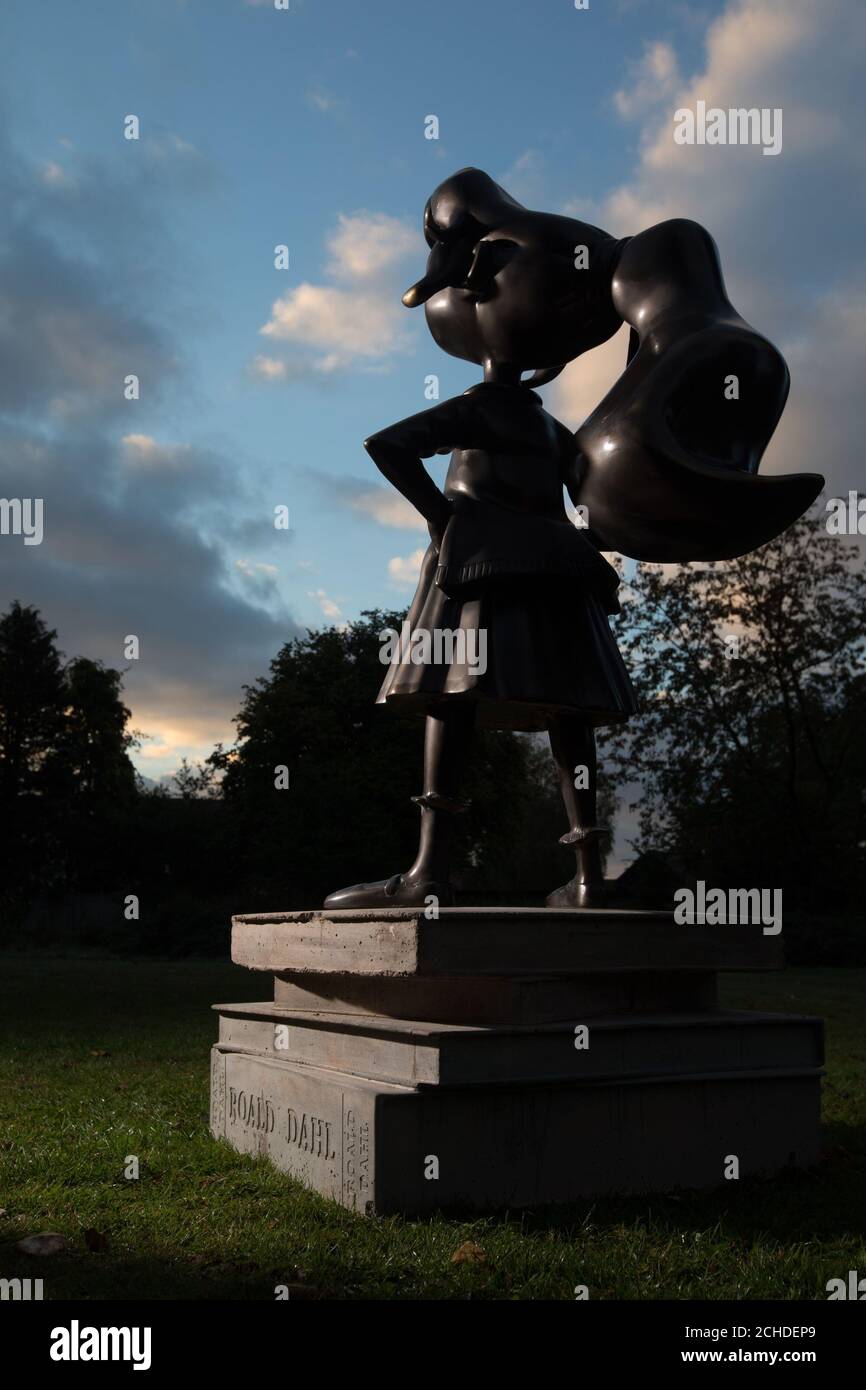 A statue of Roald Dahl's Matilda is unveiled in Great Missenden in ...