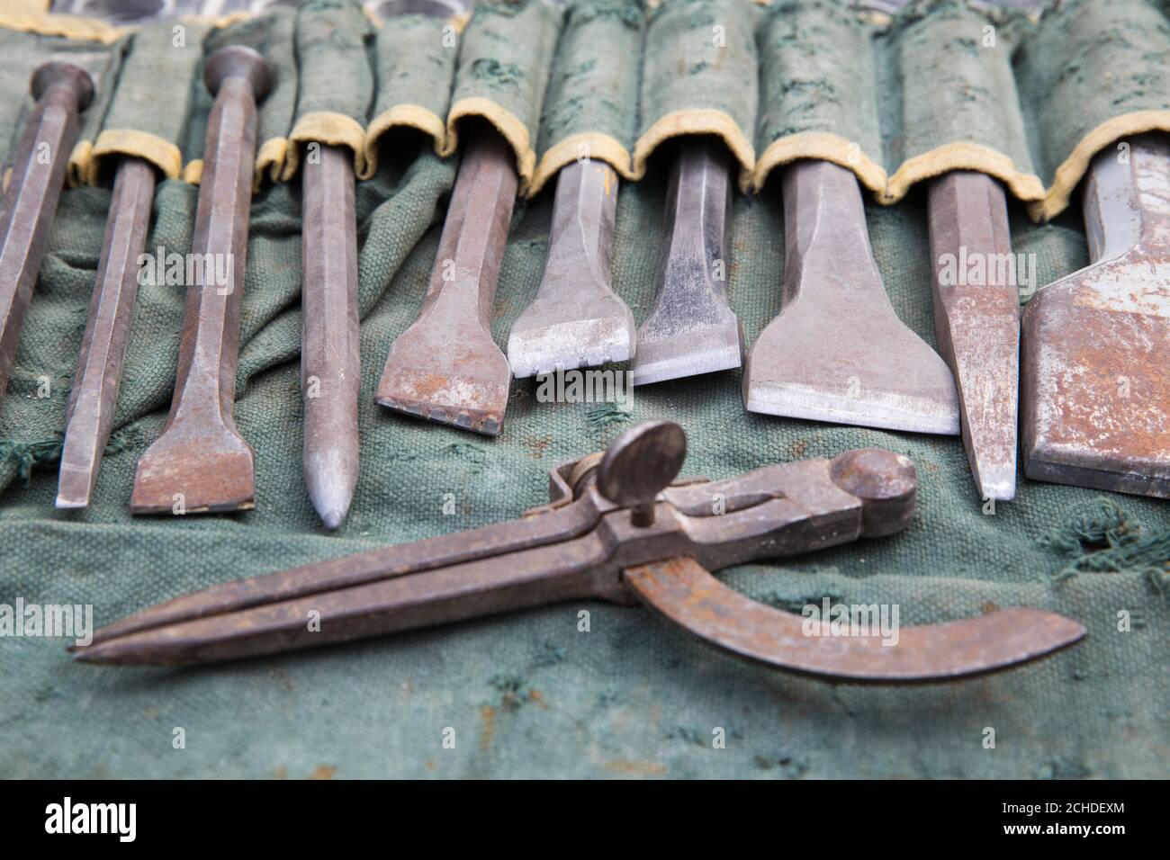 Stone mason tools store