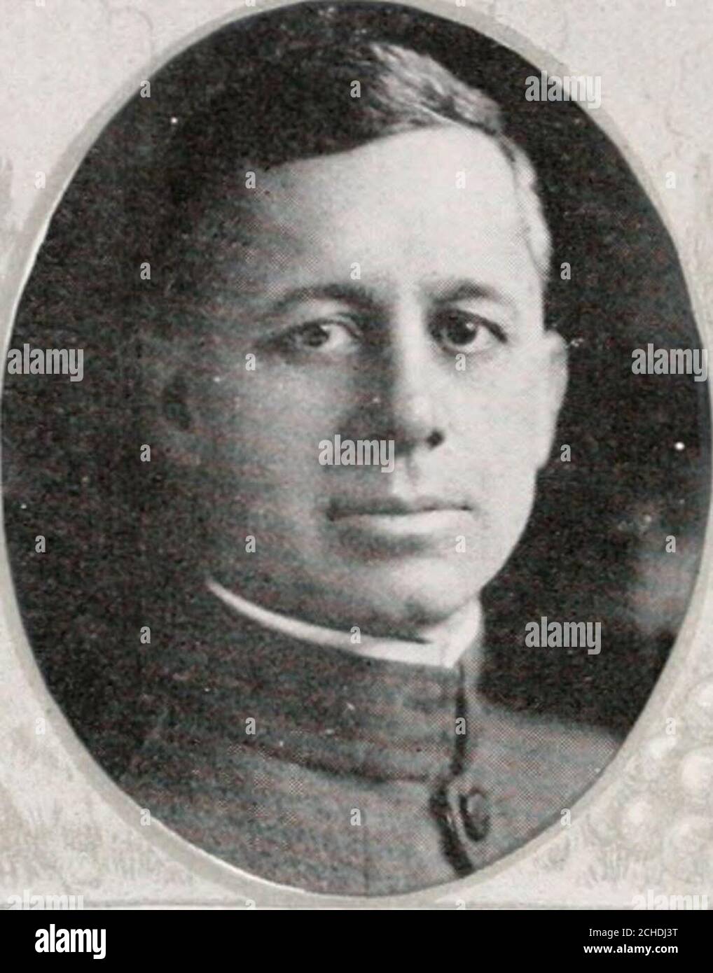 . The history and achievements of the Fort Scheridan officers' training ...