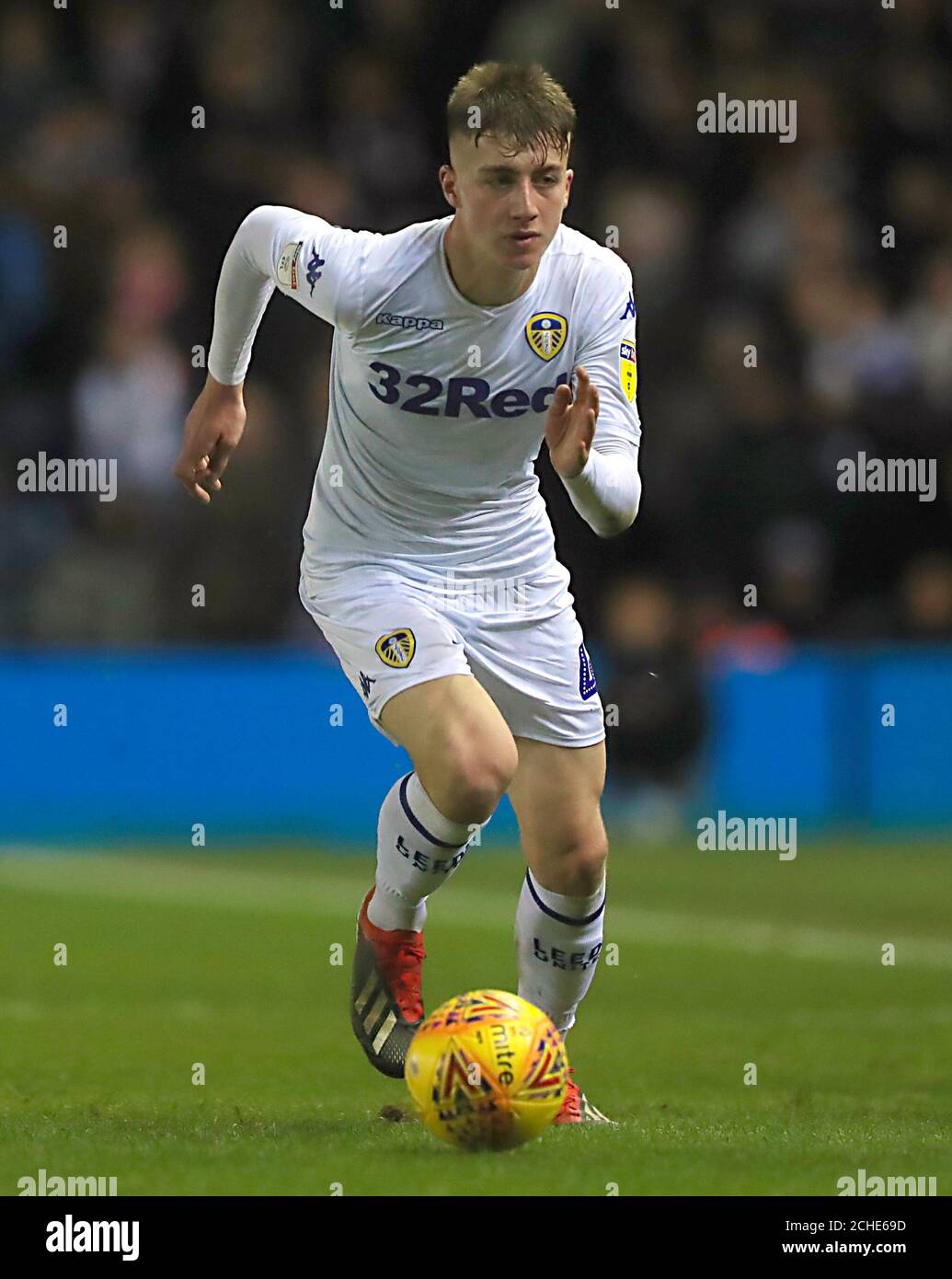 Leeds United's Adam Forshaw Stock Photo - Alamy