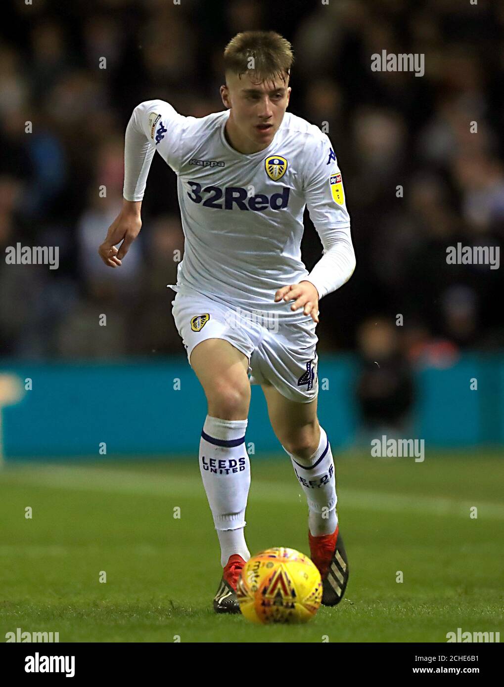 Leeds United's Adam Forshaw Stock Photo - Alamy