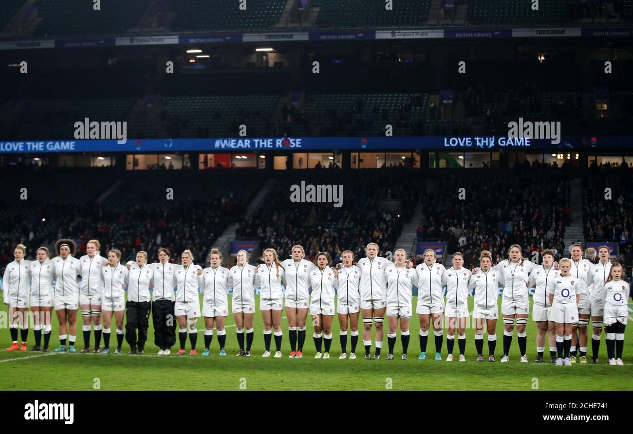 Women line up hi-res stock photography and images - Alamy