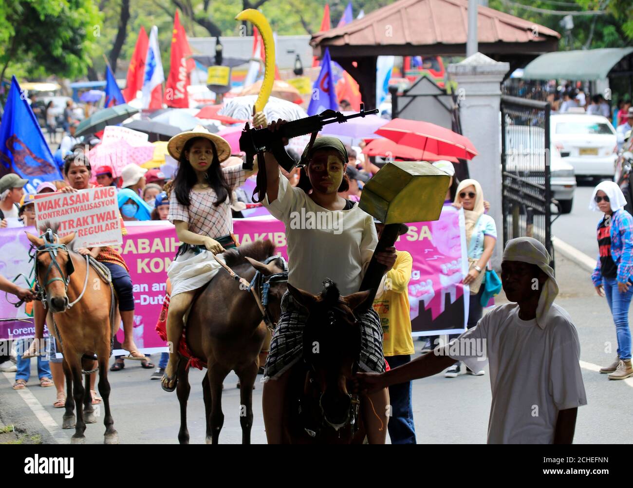 President duterte gun hi-res stock photography and images - Alamy