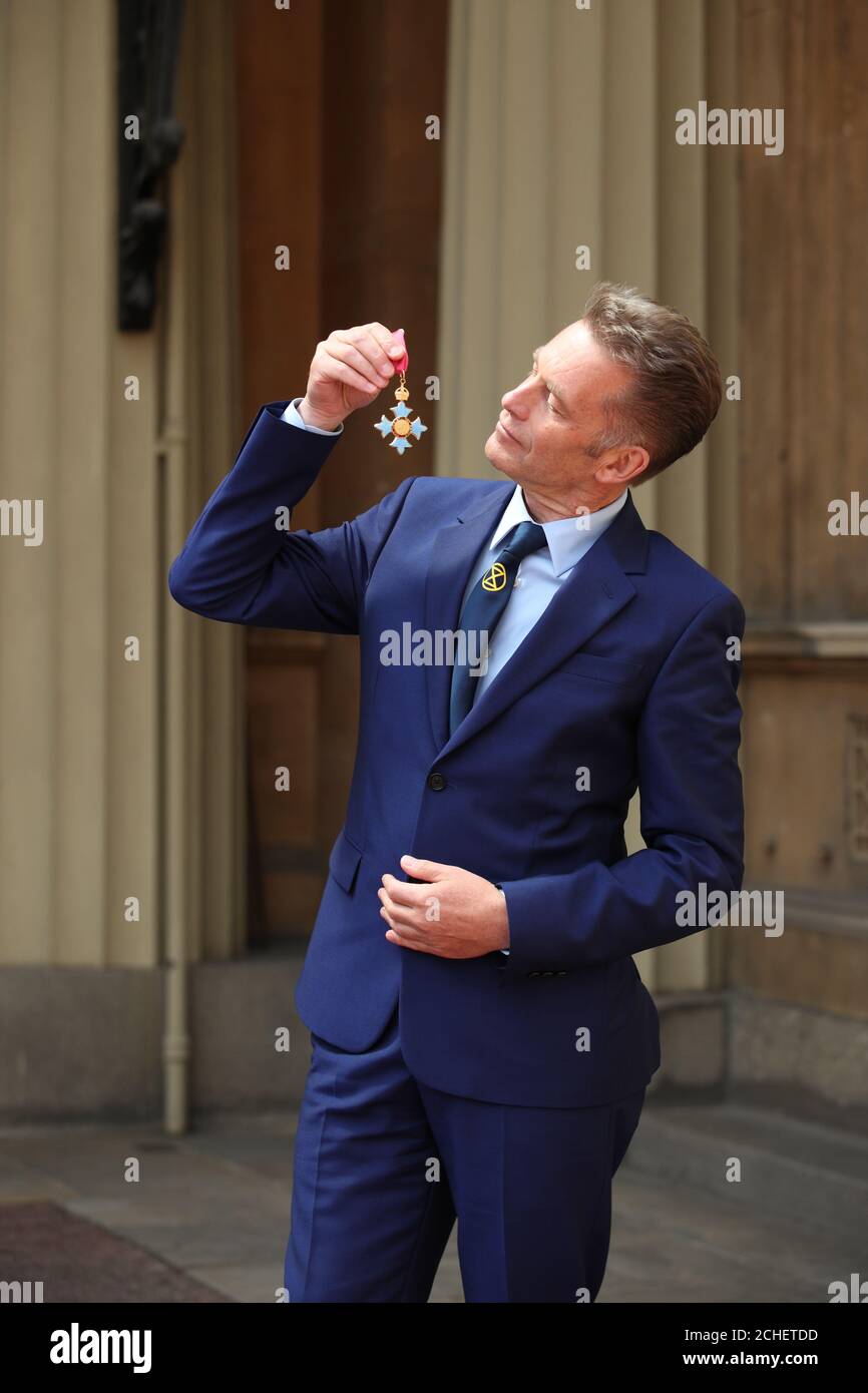 Chris Packham with his CBE following an investiture ceremony at ...