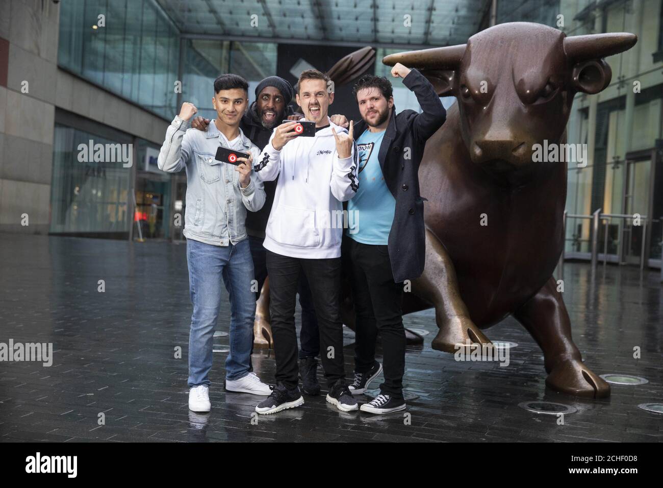 Gaming YouTube influencer Tom Cassell aka Syndicate (2nd right) and ...