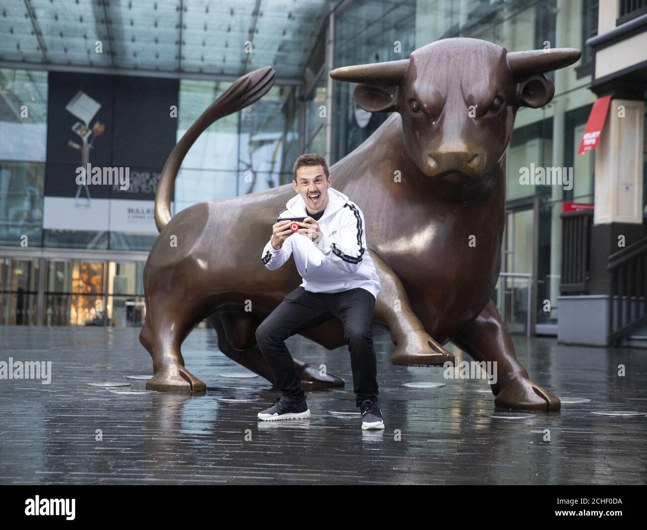 Gaming youtube influencer tom cassell aka syndicate hi-res stock ...